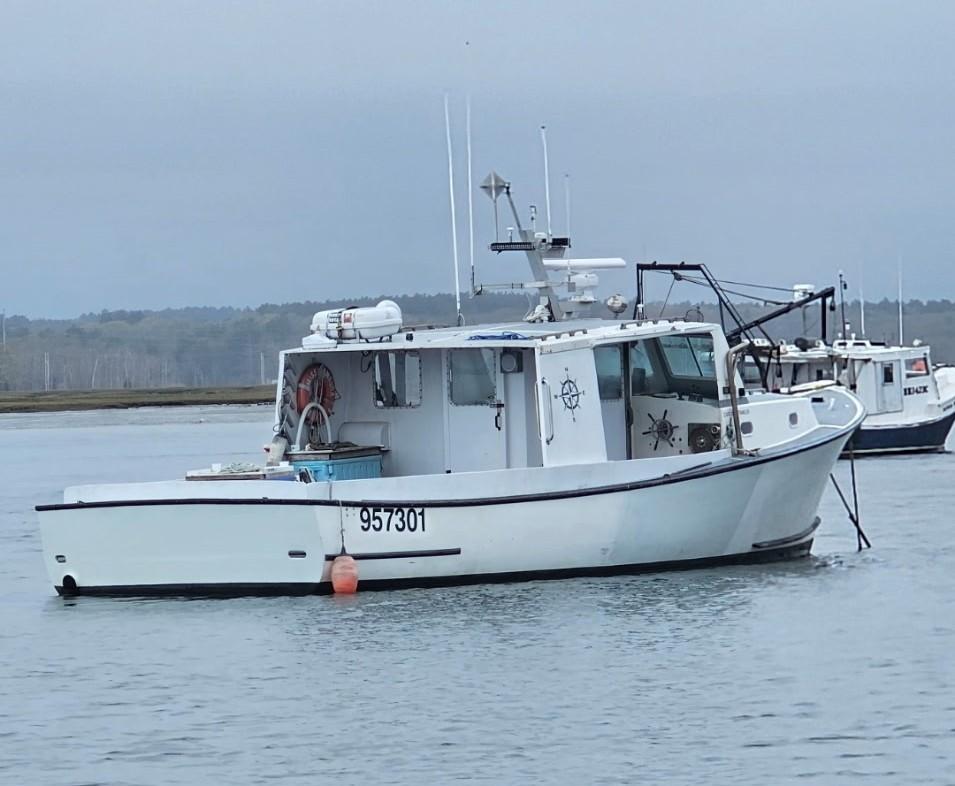42' Cape Dory Lobster Sportfish Boat 1984 For Sale - Lugger 490 HP ...